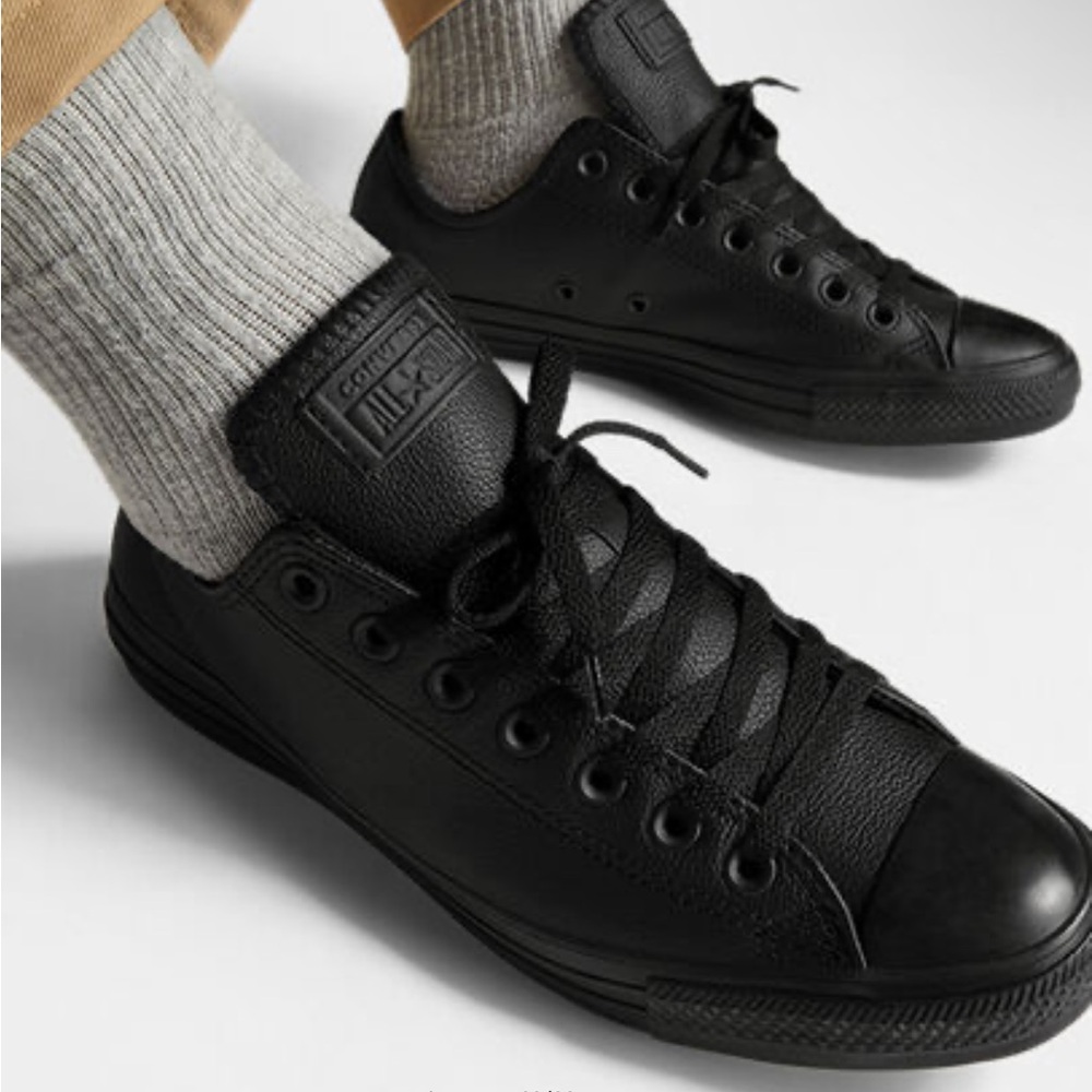 Converse Chuck Taylor All Star Leather Sneakers 6.5 - Gem